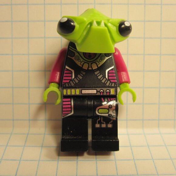 Lego | Toys | Lego Minifigure Ac02 Space Alien Conquest Alien Pilot ...